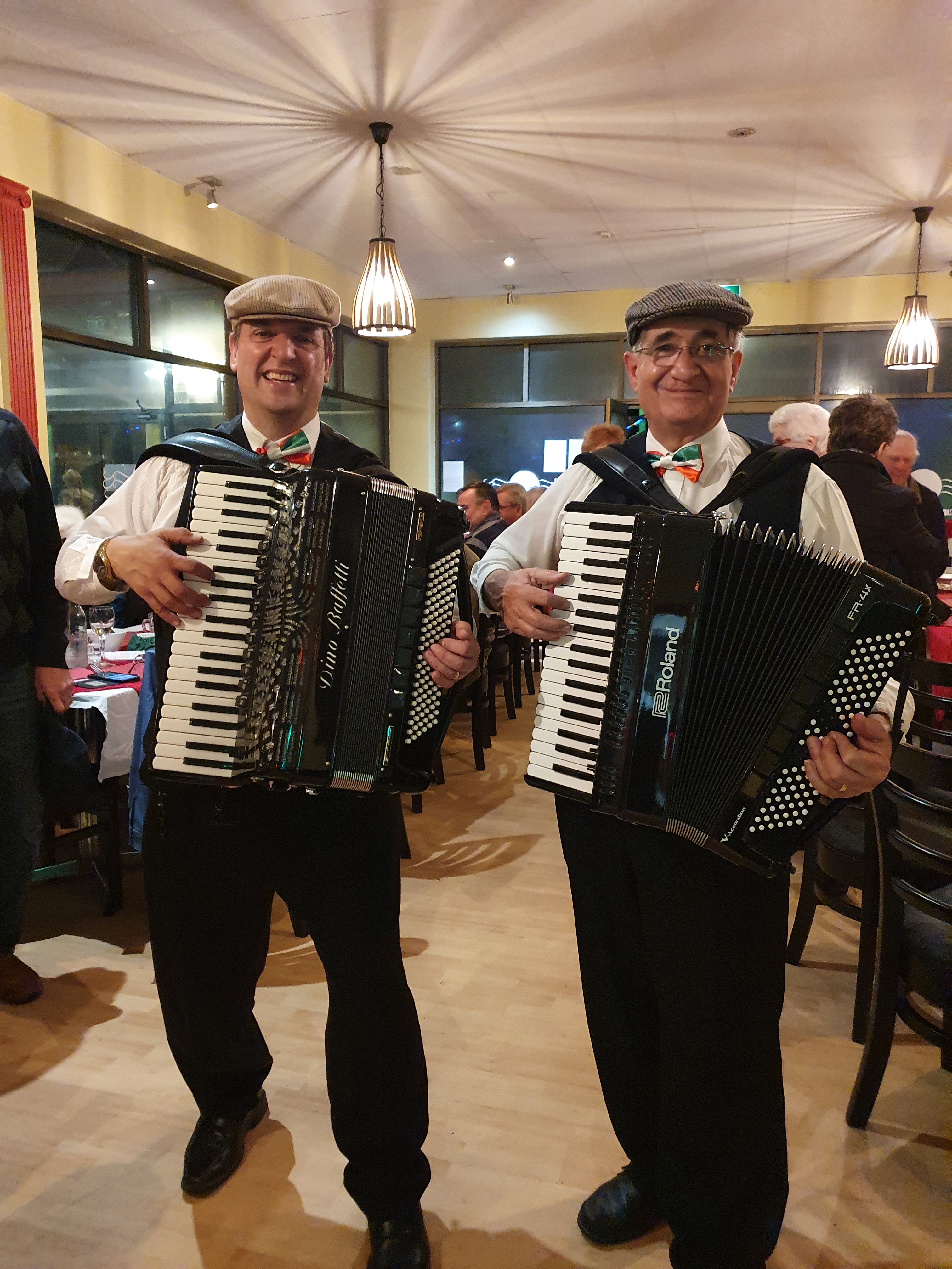Accordion Aces – Adelaide Accordion Entertainers
